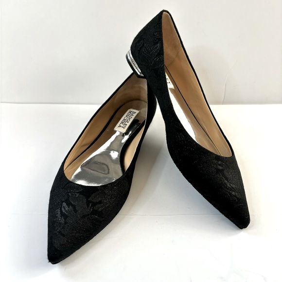 Badgley Mischka | Shoes | Badgley Mischka Black Brocade Pointed Toe ...
